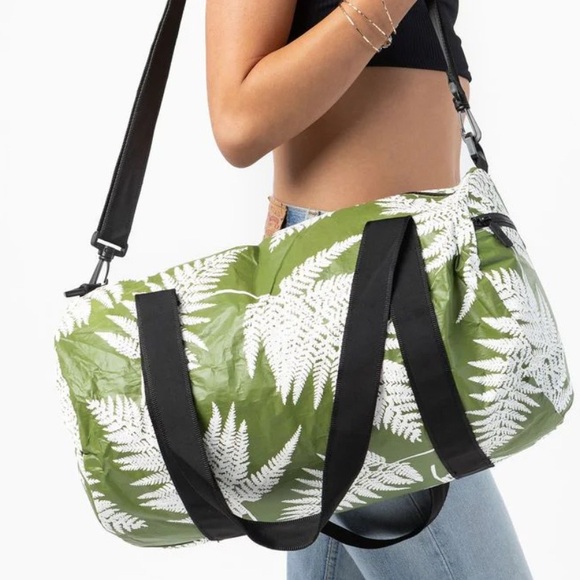 ALOHA Collection | Bags | Aloha Collection Palapalai Duffle Bag | Poshmark